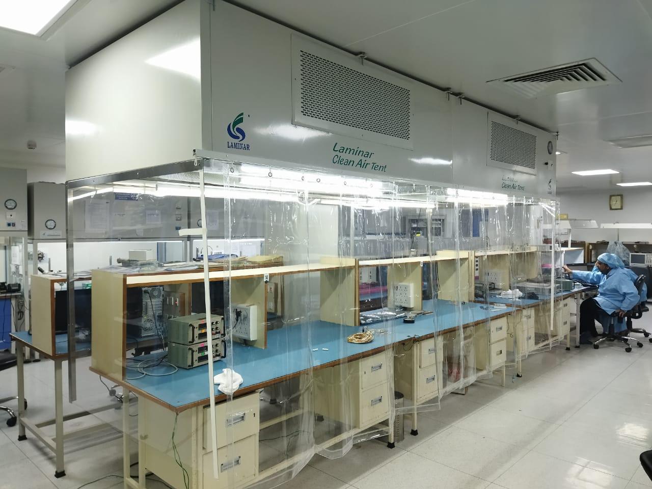 Vertical Laminar Sampling & Dispensing Booth - My CMS